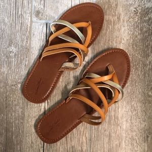 Universal Thread | Shoes | Universal Thread Sandals | Poshmark